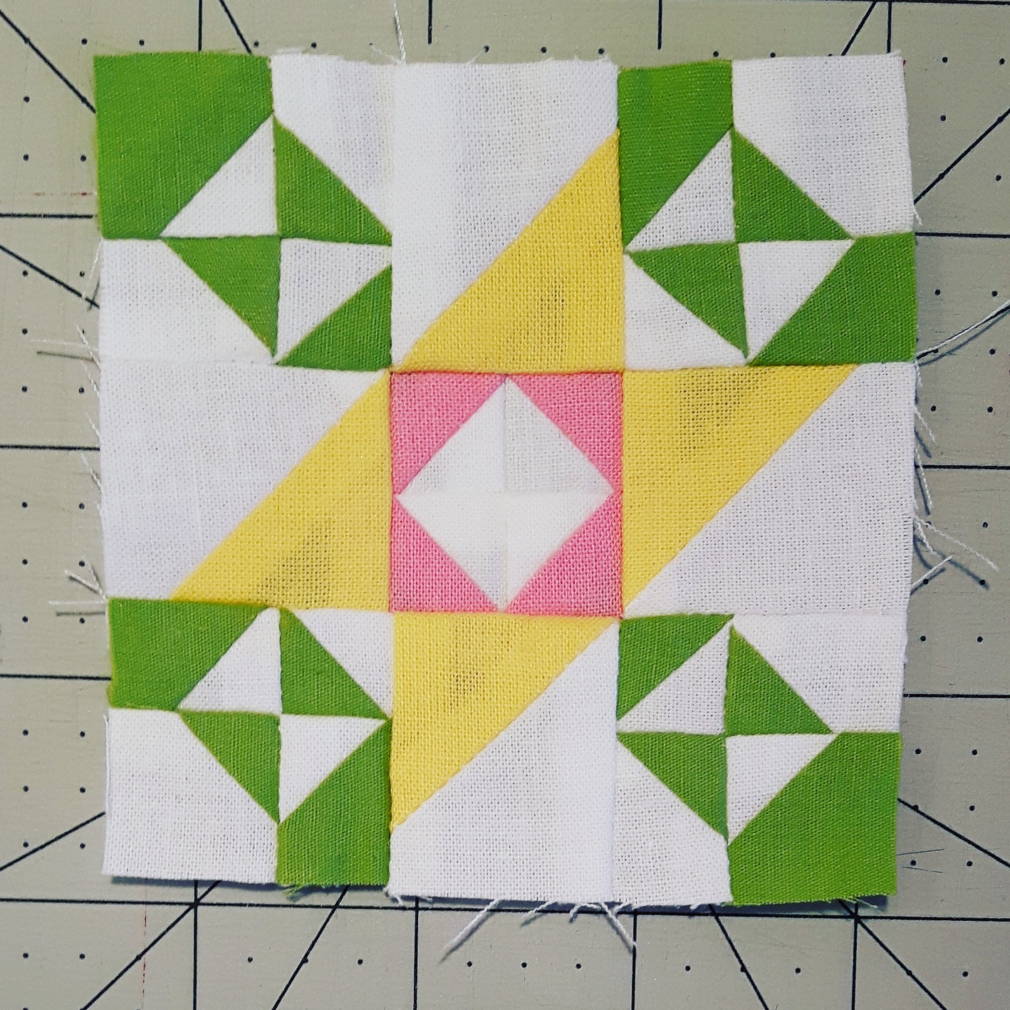 Modern HST Sampler Blocks Q3 – The Craft Room